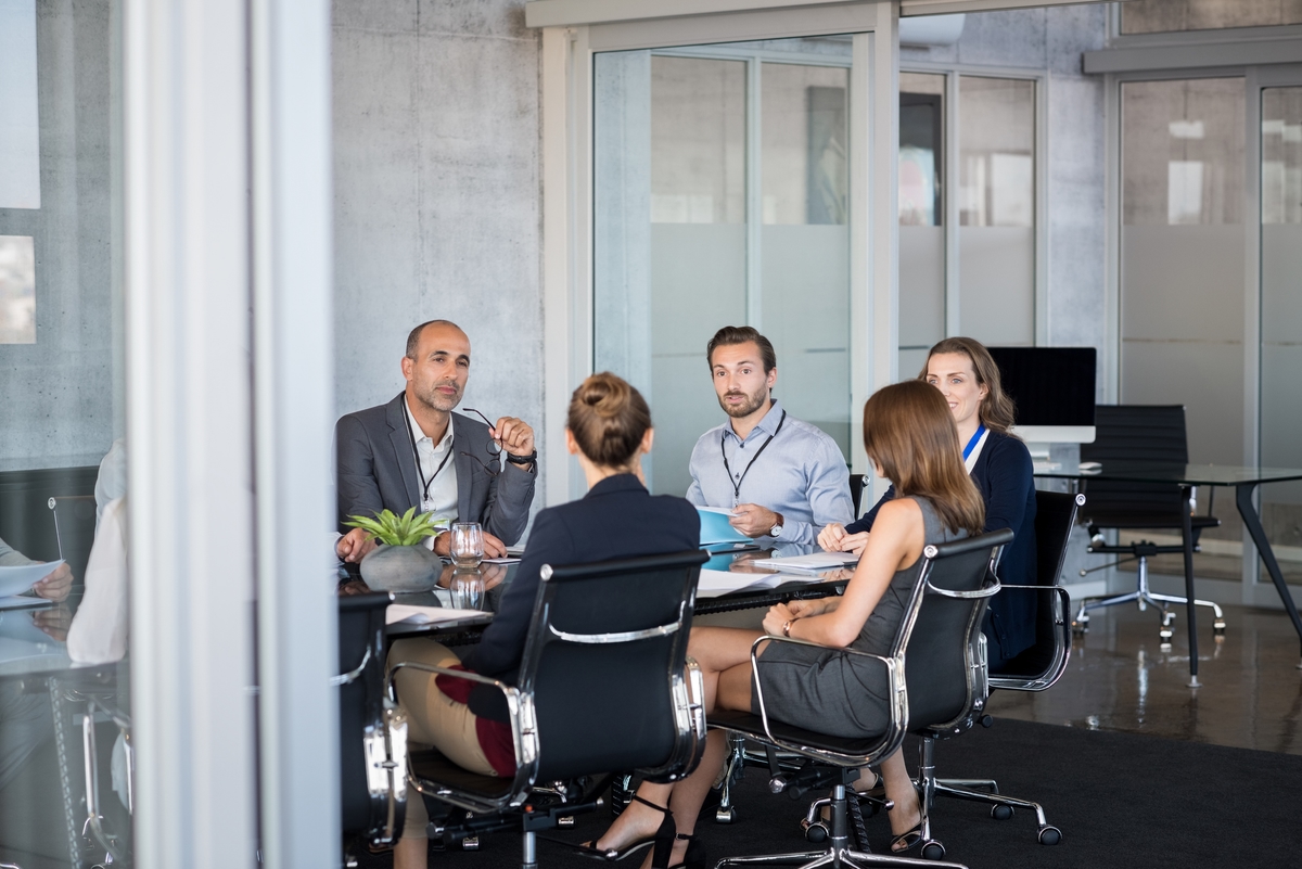 How to Effectively Sell Intangible Goods and Services