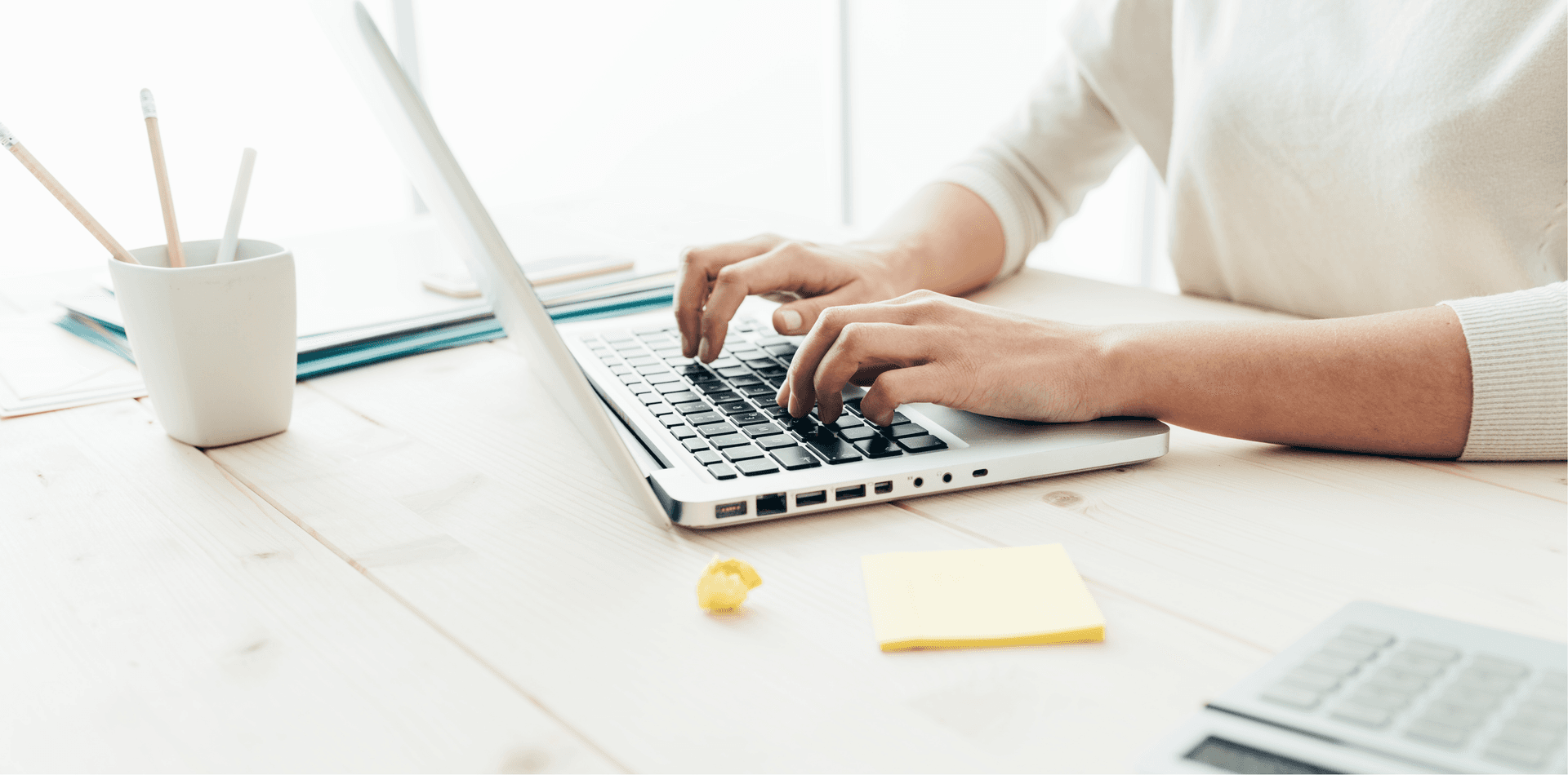 How to Monitor Employee Cell Phone Usage Legally